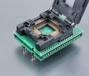 DIL48/PLCC68 ZIF-CS HD64-1 programming programmer adapter, socket converter - package PLCC68 | Elnec