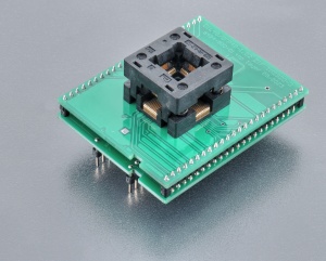 DIL48/QFP48-1.02 ZIF TMS320-3 | Programming adapter | Elnec